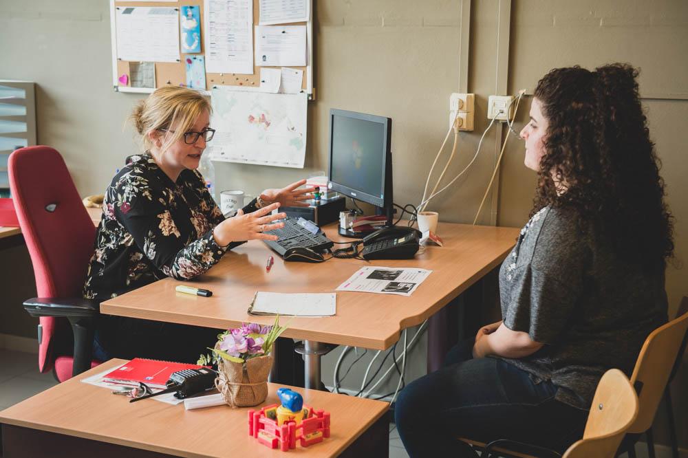 Votre assistant social | Fedasil info - informatieplatform voor ...